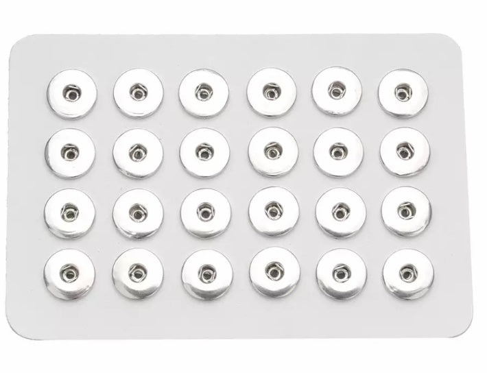 Snap Button Display Board in White – Lola Gems